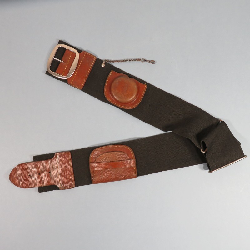 CEINTURE OU CEINTURON PORTE MONNAIES PORTE MONTRE D OFFICIER EN TISSU