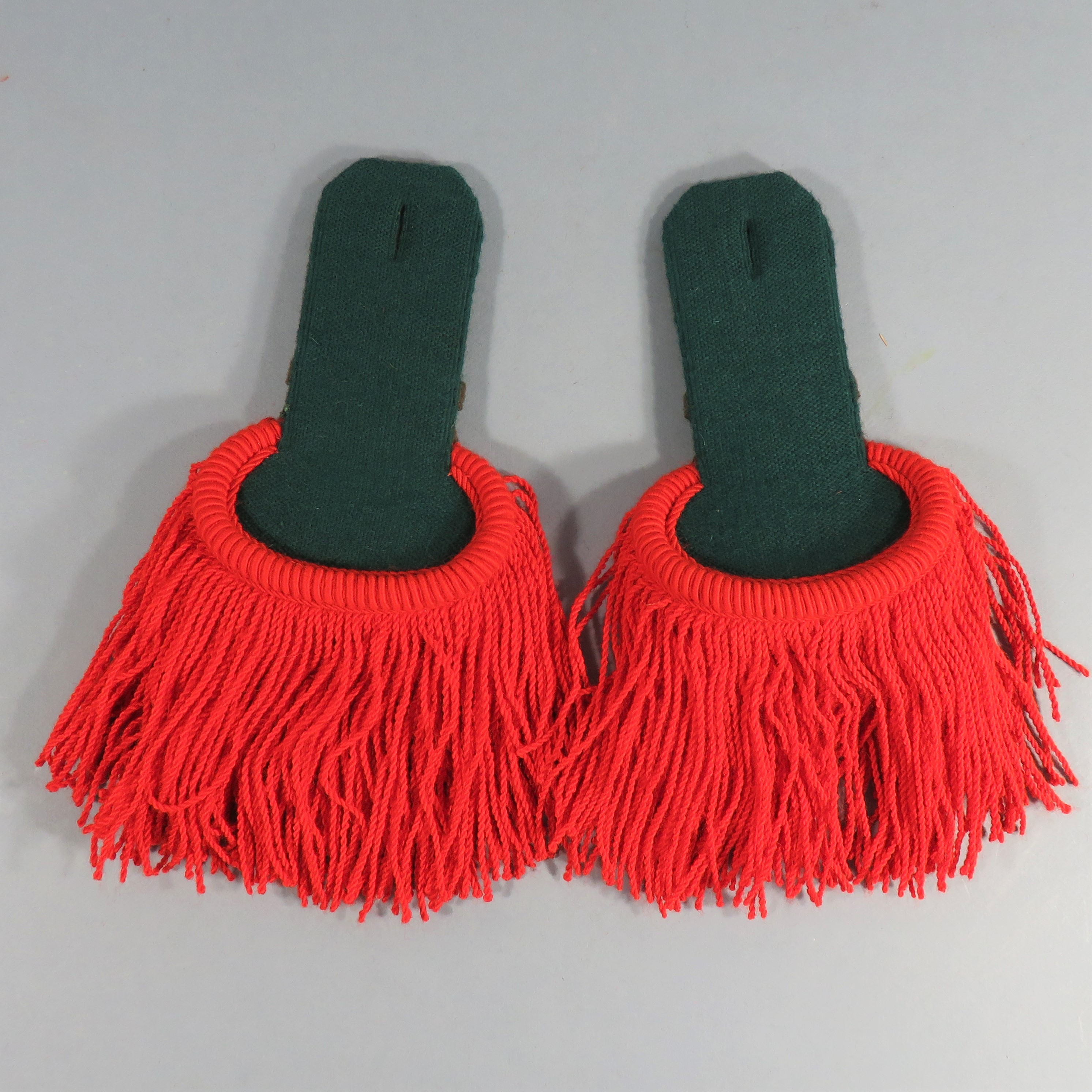 PAIRE D'EPAULETTES DE TRADITION LEGION ETRANGERE LEGIONNAIRE ...