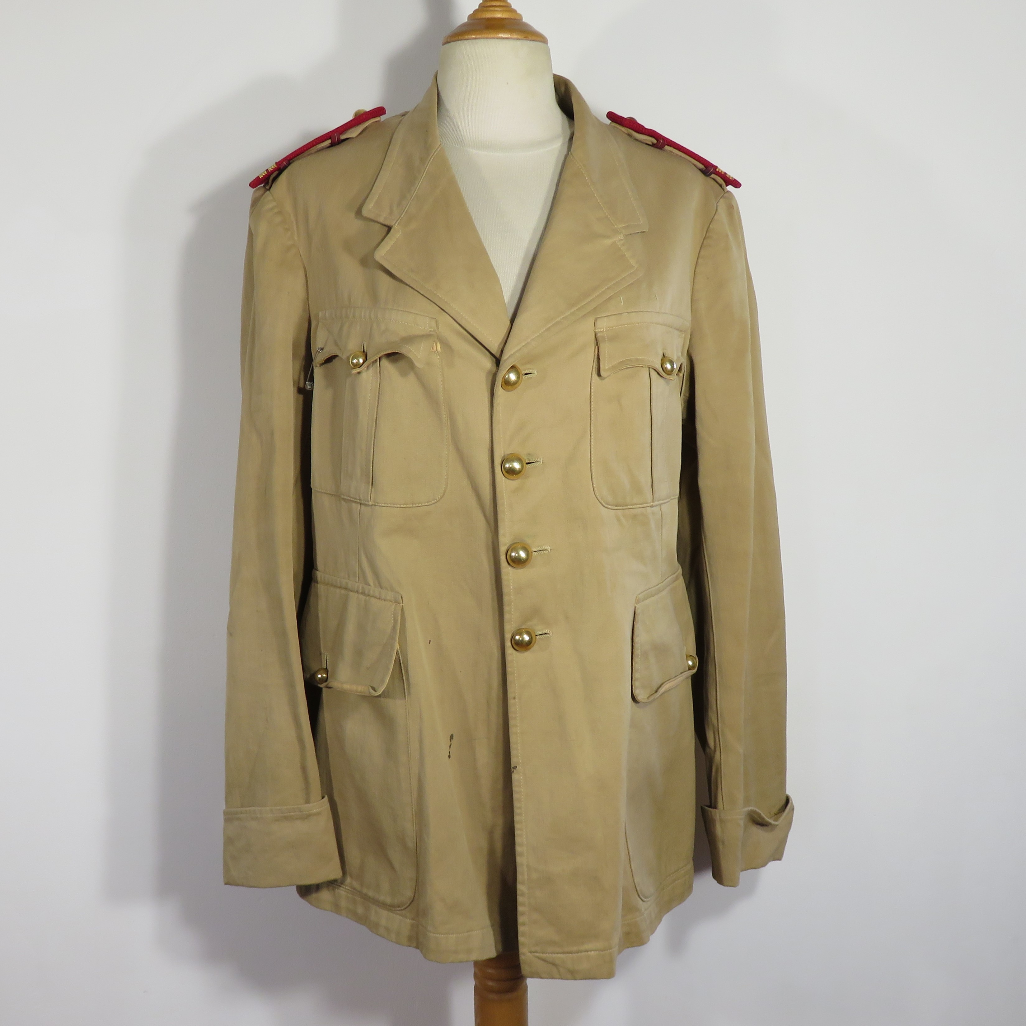 VESTE D'UNIFORME COULEUR SABLE POUR OFFICIER MODELE 1939 SPAHIS TROUPE ...