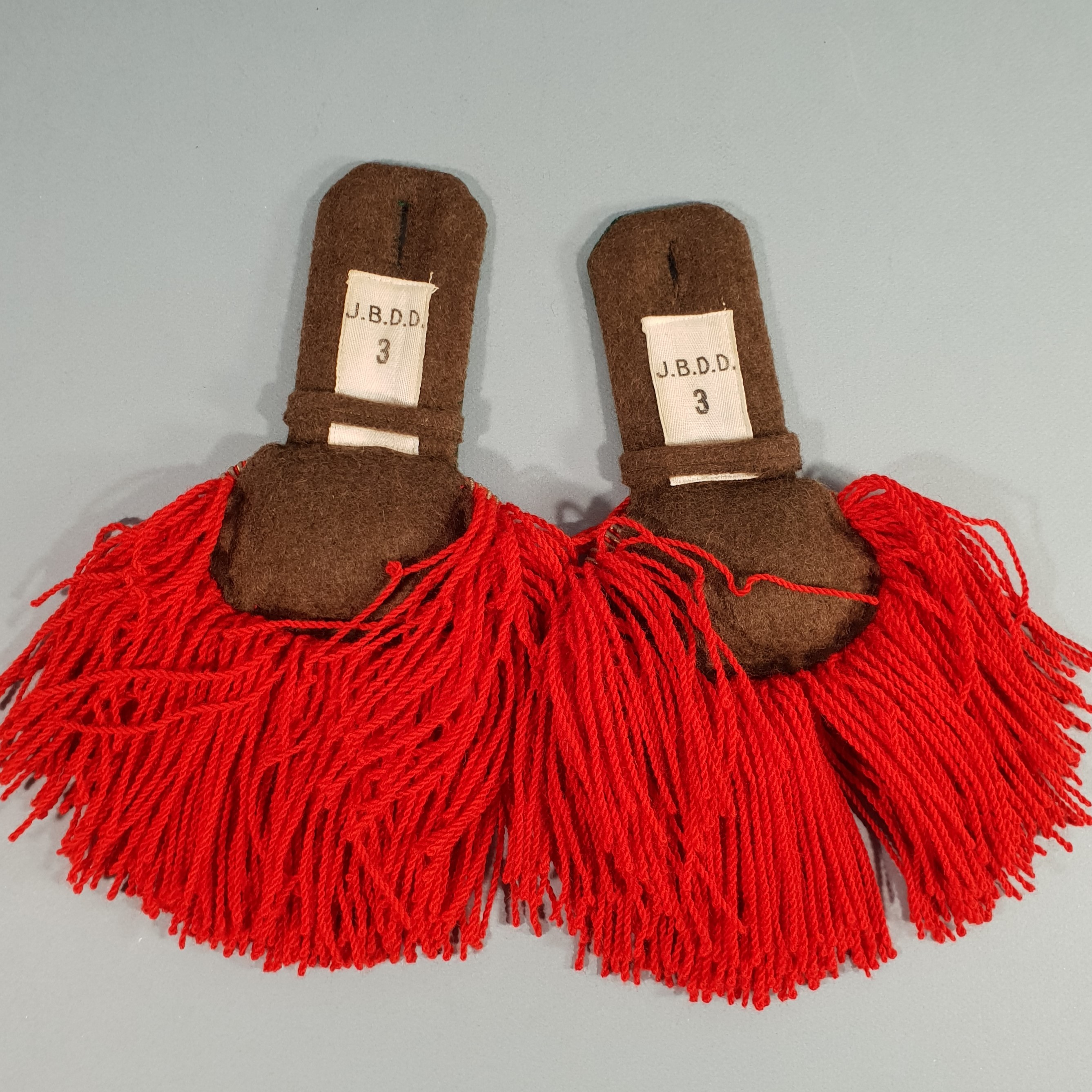 PAIRE D'EPAULETTES DE SOUS OFFICIERS DE CAVALERIE REC LEGION ETRANGERE ...