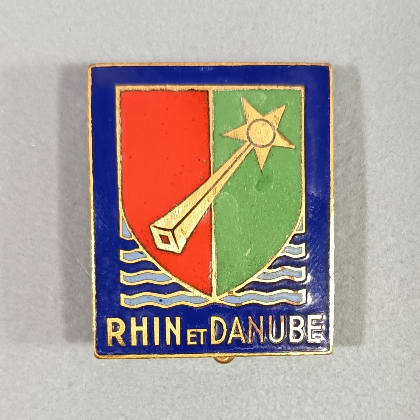 INSIGNE MILITAIRE 1 ère ARMEE DE LIBERATION RHIN ET DANUBE FAB. DRAGO ...