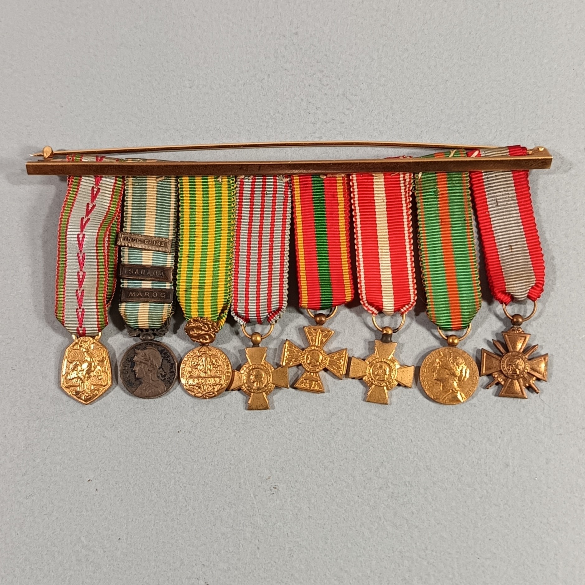 FRANCE BARRETTE DE 9 REDUCTIONS DES MEDAILLES MILITAIRES D'UN ANCIEN DE ...
